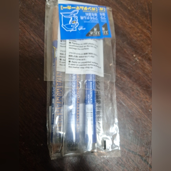 Gundam | Art | Gundam Paint Pens Pack Of 3 | Poshmark